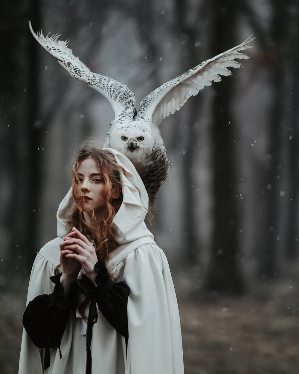 Perfumer 33 | white wool cloak wedding cape – Linennaive