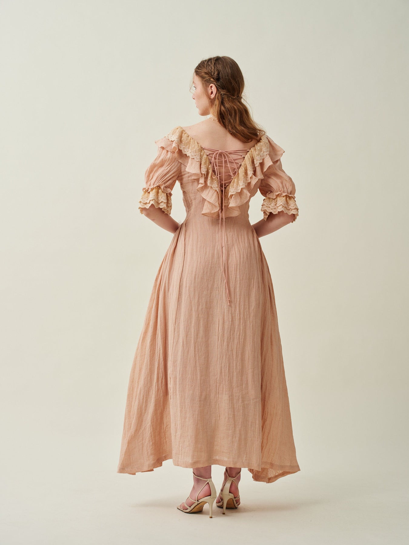 Elysia 15 | Lace-up linen flared dress – Linennaive