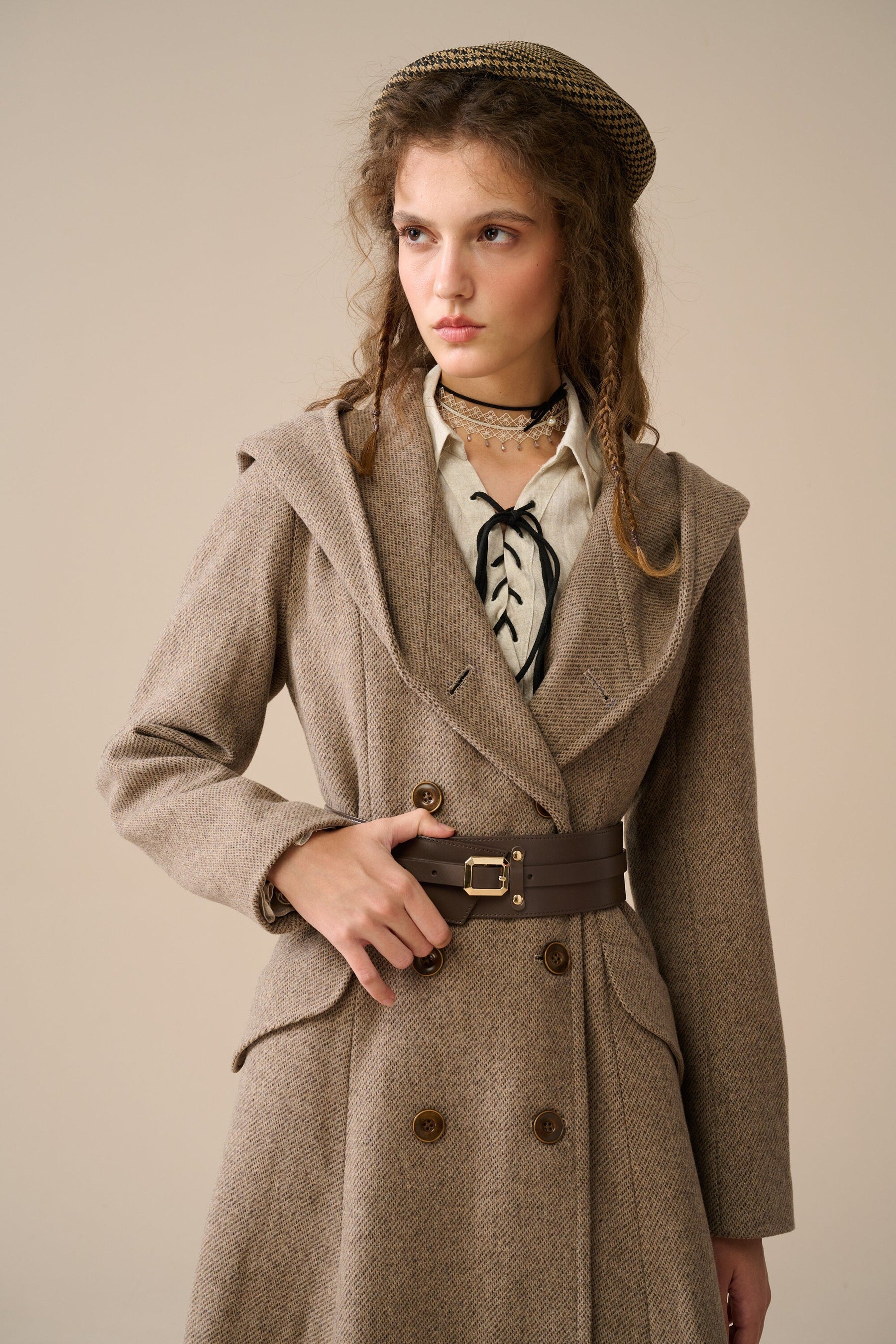 Trista 24 | 100% twill wool hooded coat – Linennaive