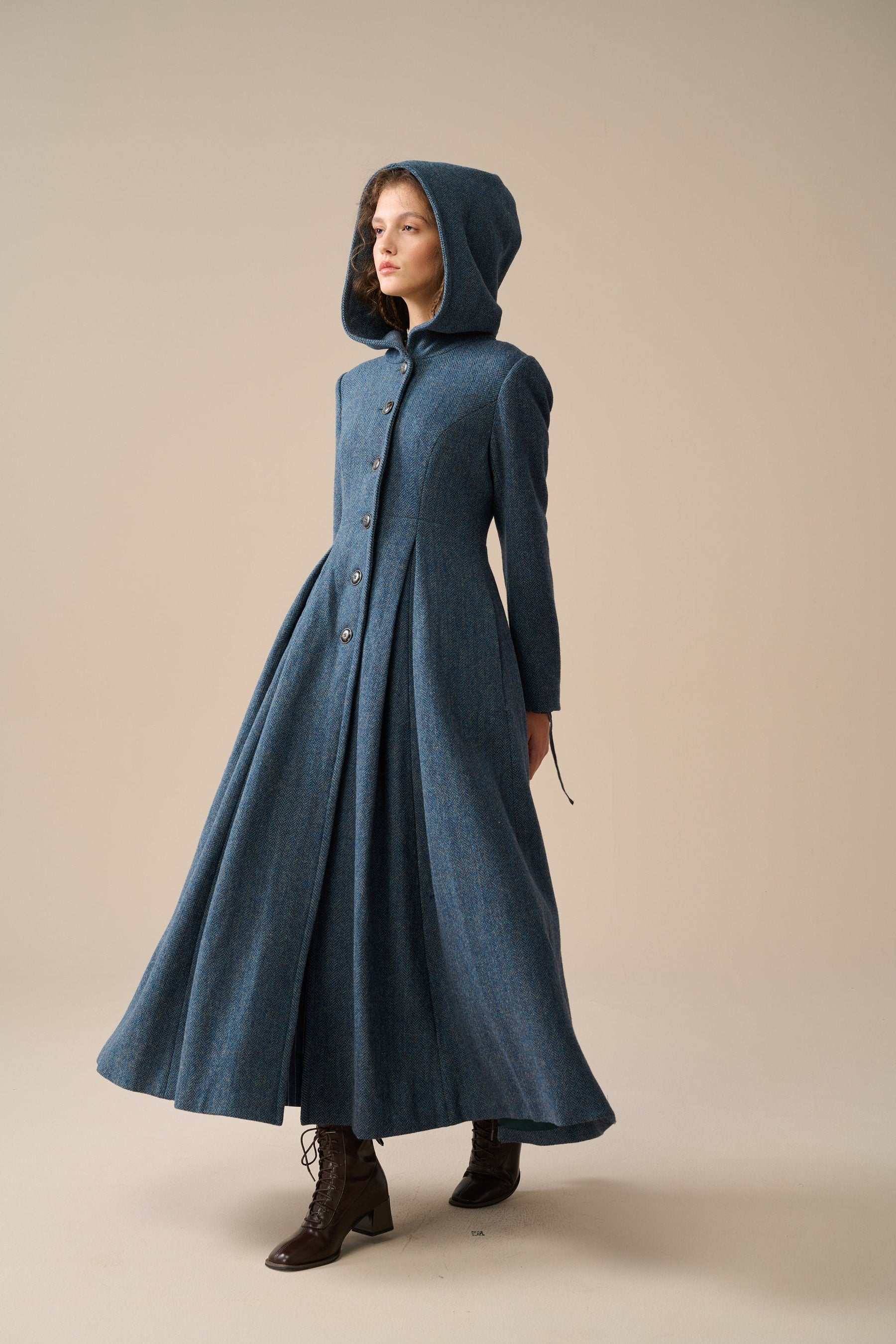 My Fair Lady 26 | Hooded Wool Coat – Linennaive