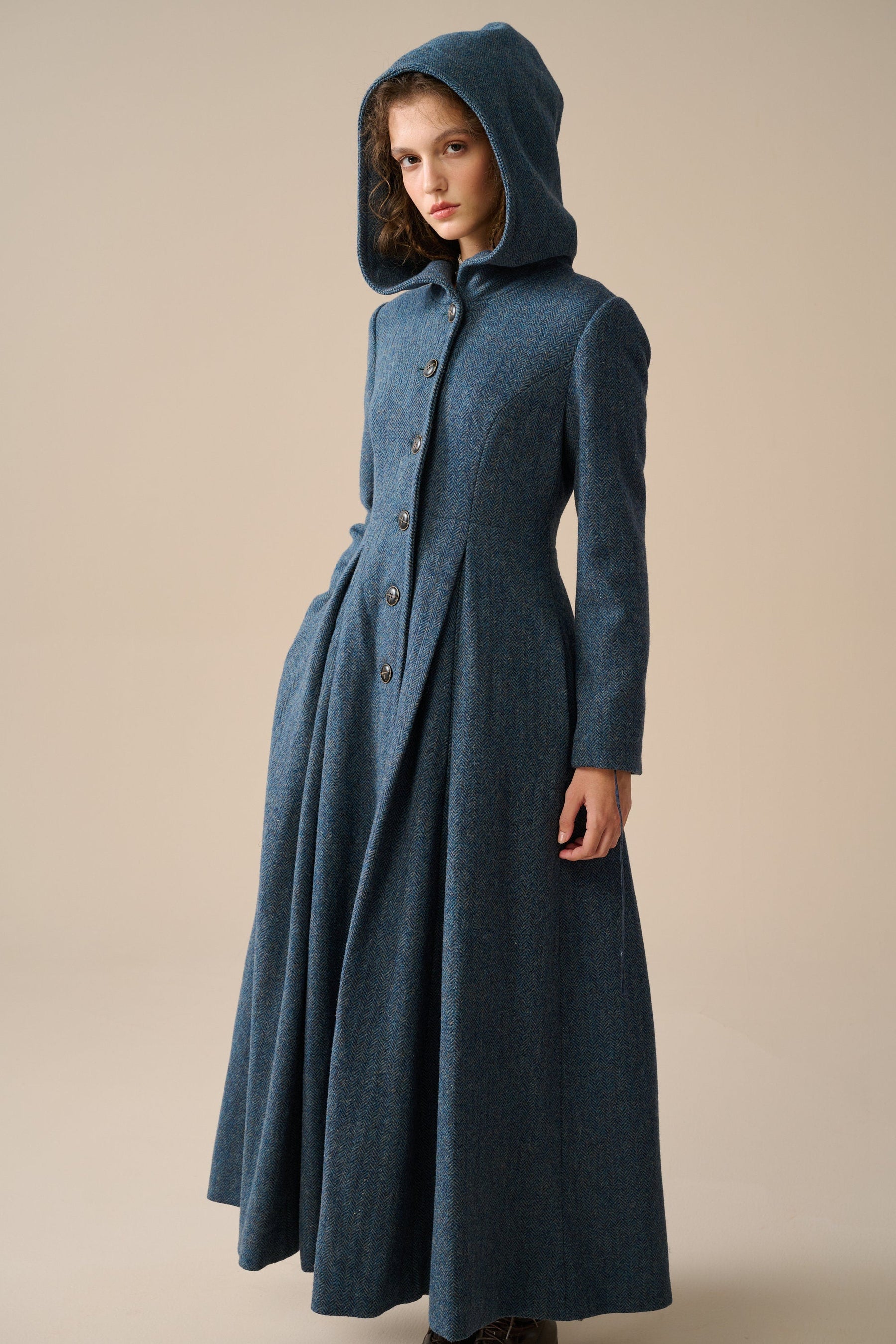My Fair Lady 26 | Hooded Wool Coat – Linennaive