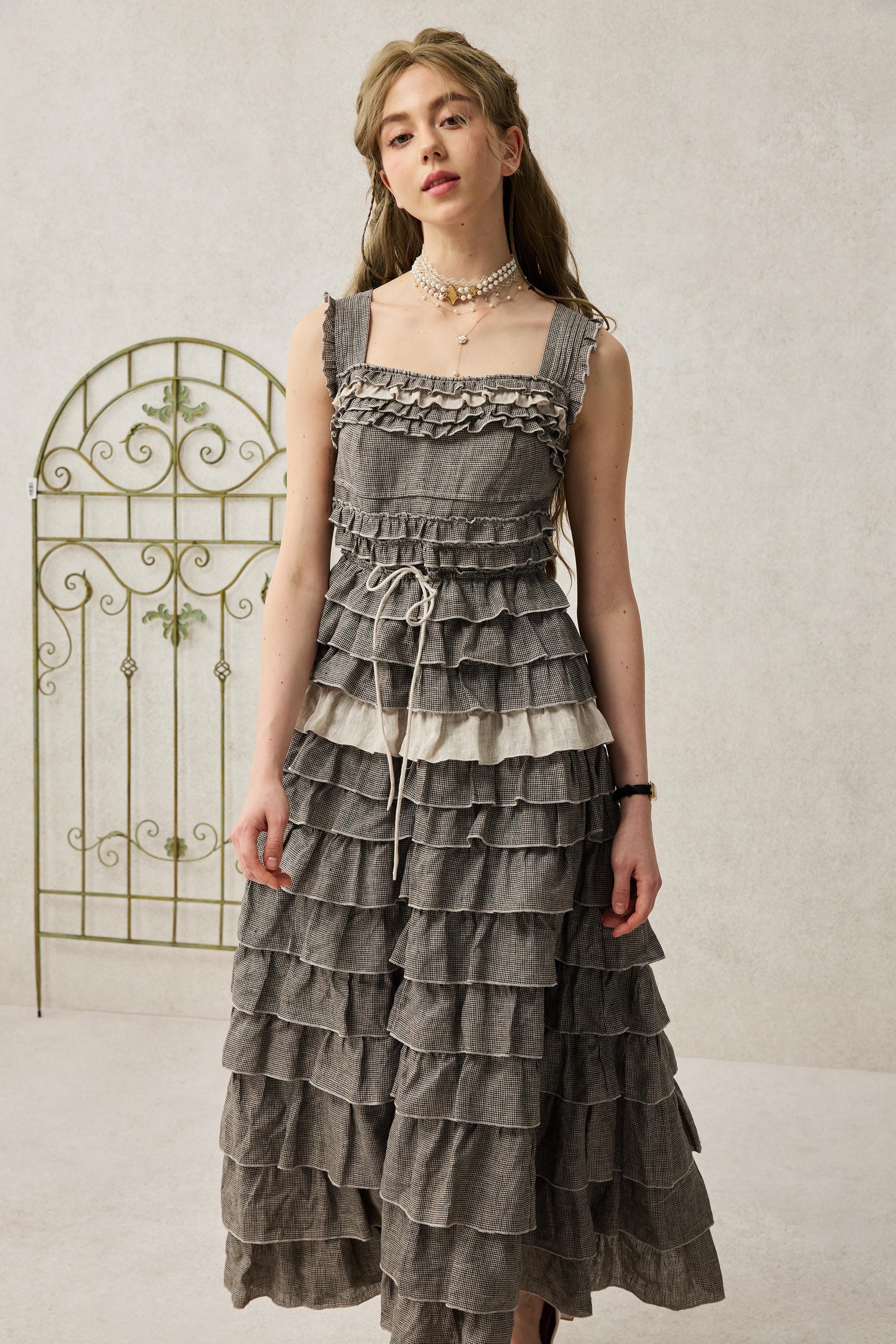 Petals 22 | Dreamy gradient Linen Dress – Linennaive