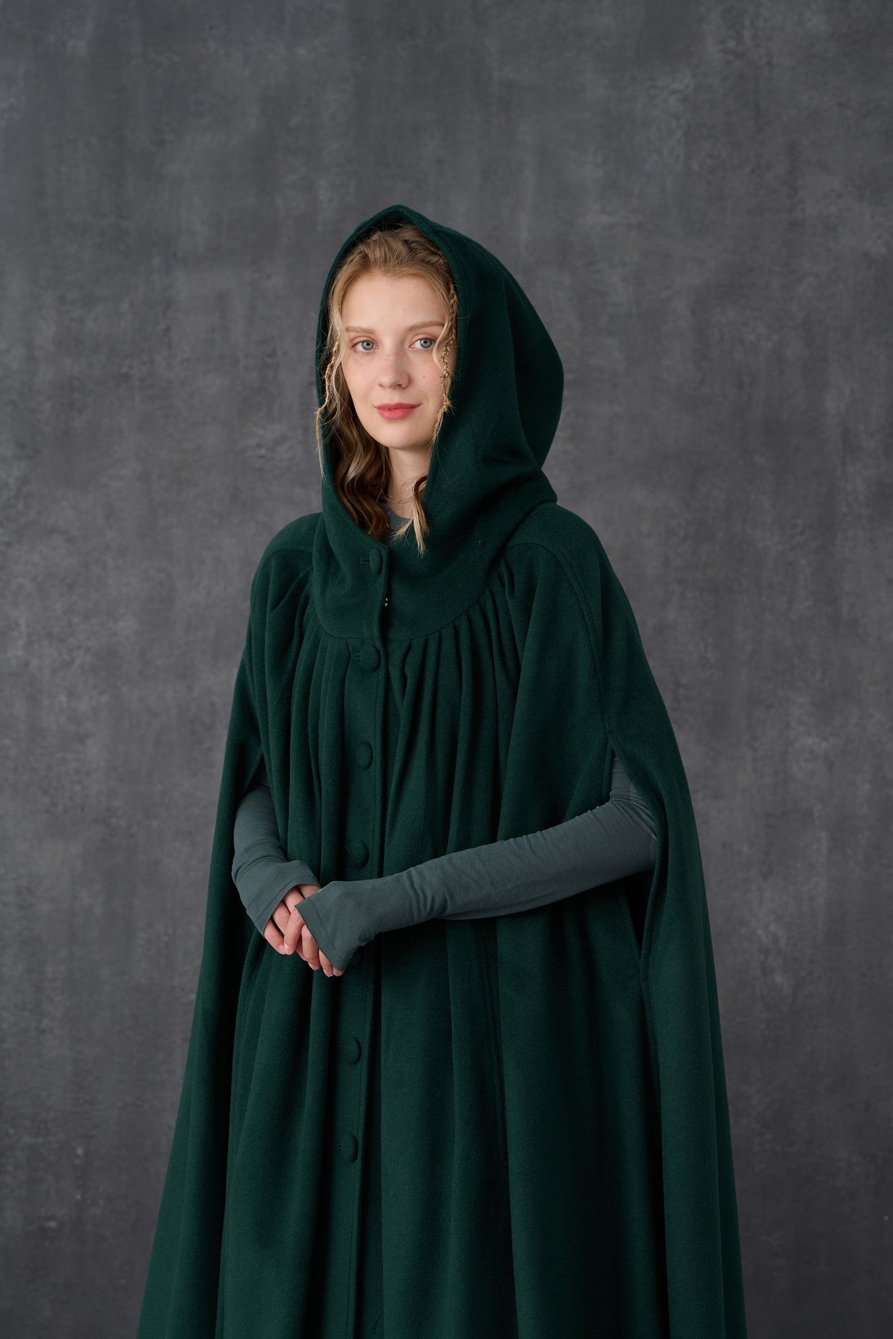 ARIEL 14 | HOODED WOOL CLOAK COAT – Linennaive