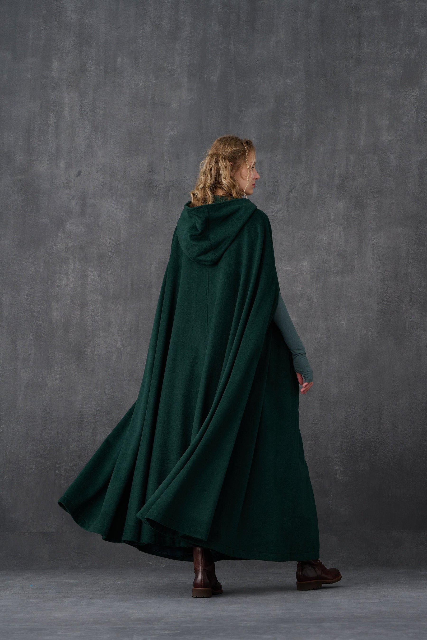 ARIEL 14 | HOODED WOOL CLOAK COAT – Linennaive