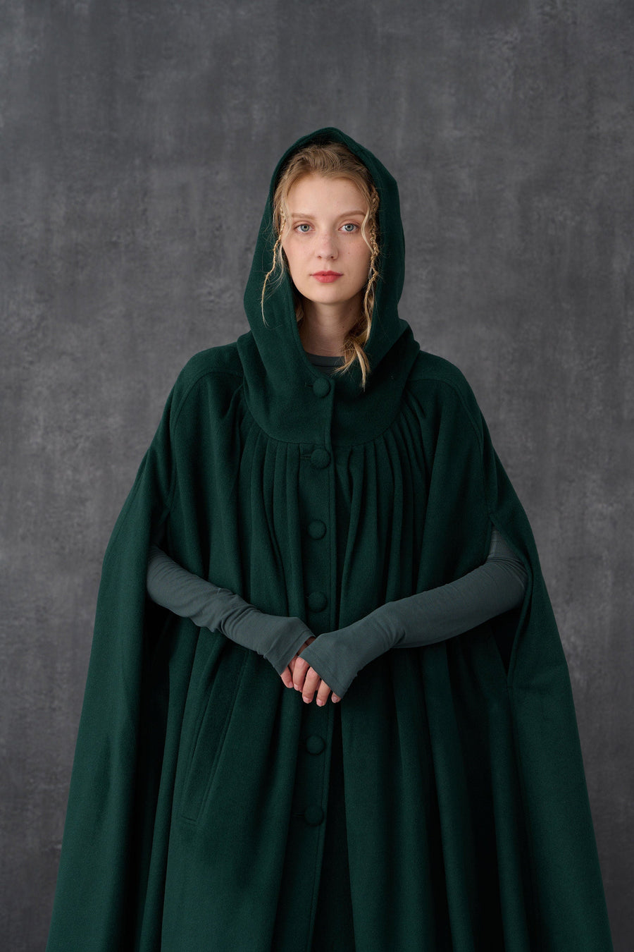 ARIEL 14 | HOODED WOOL CLOAK COAT – Linennaive